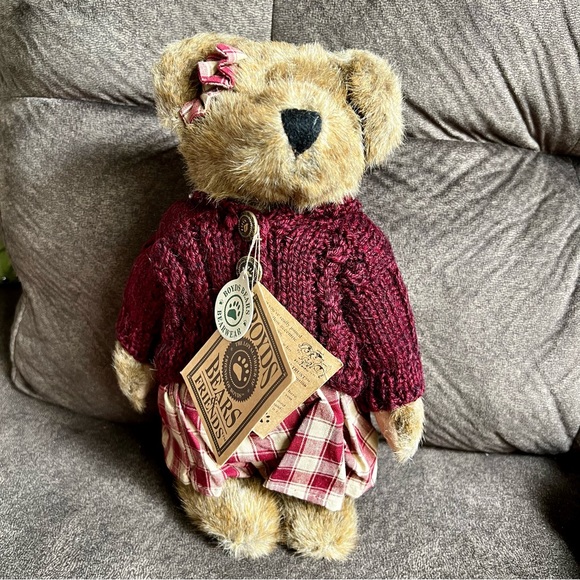 Boyds Bears | Toys | Boyds Bears Friends Collectible Plush Toy | Poshmark